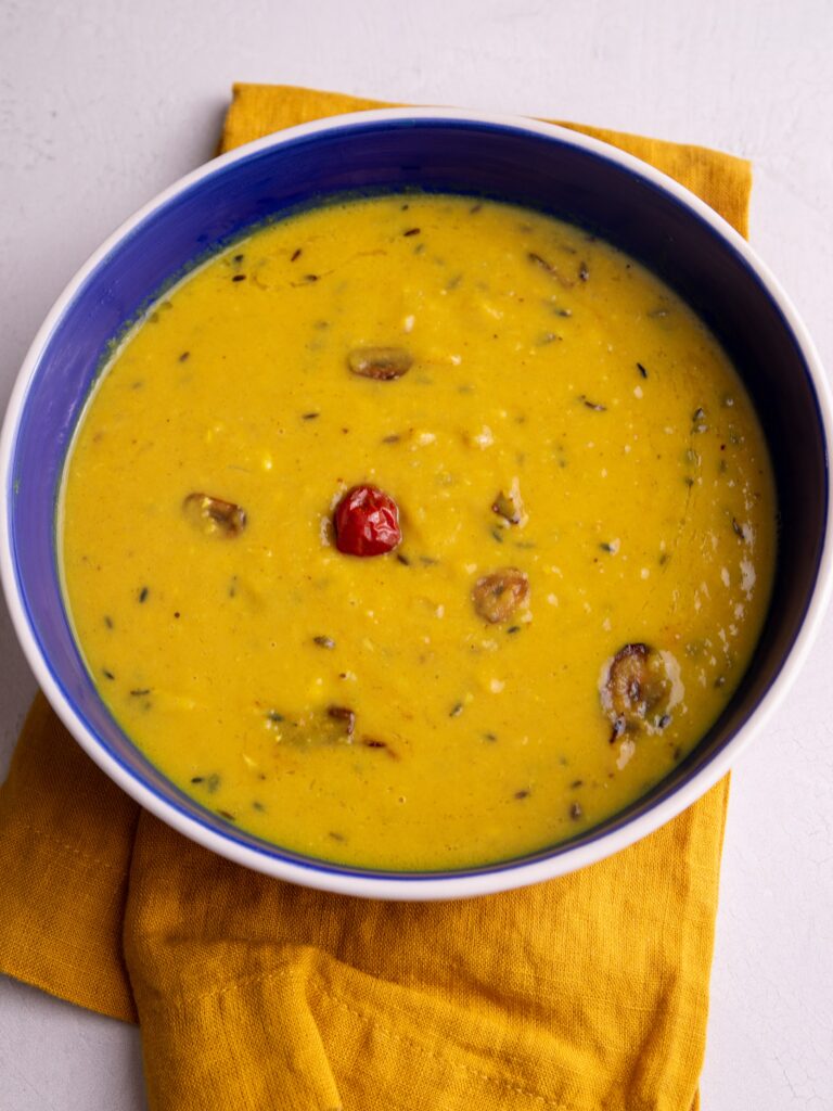 Guyanese Style Dhal - Metemgee