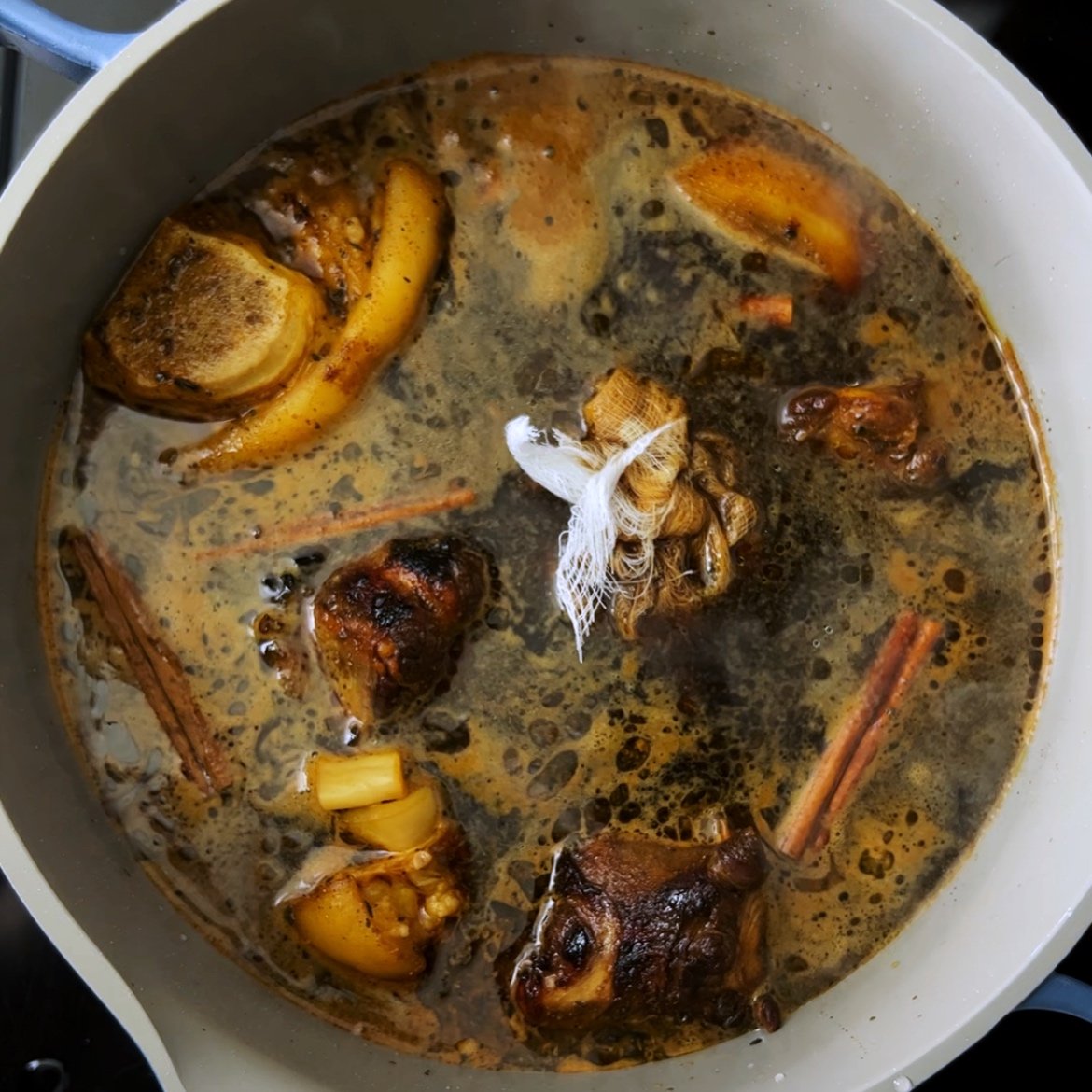 Guyanese Pepperpot - Metemgee