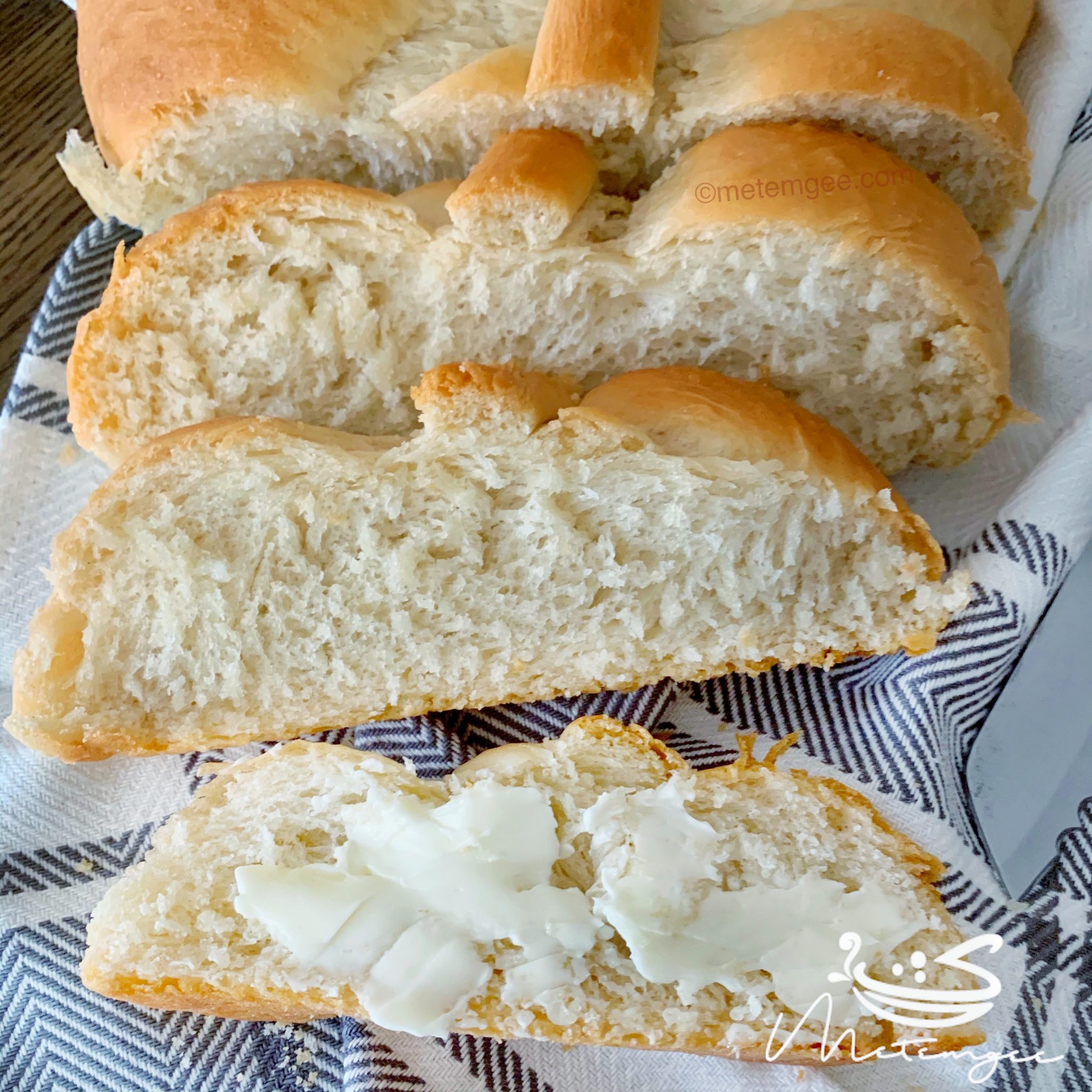 Guyanese Plait Bread - Metemgee
