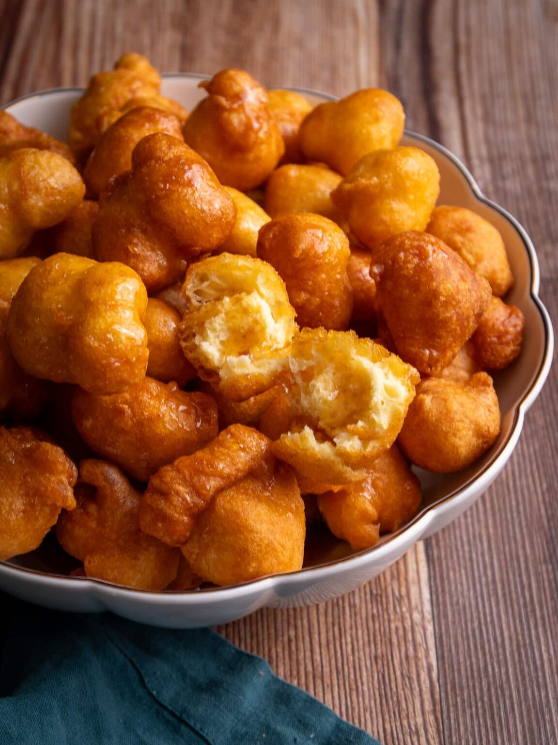 Guyanese Portuguese Style Pancakes - Malasadas - Metemgee