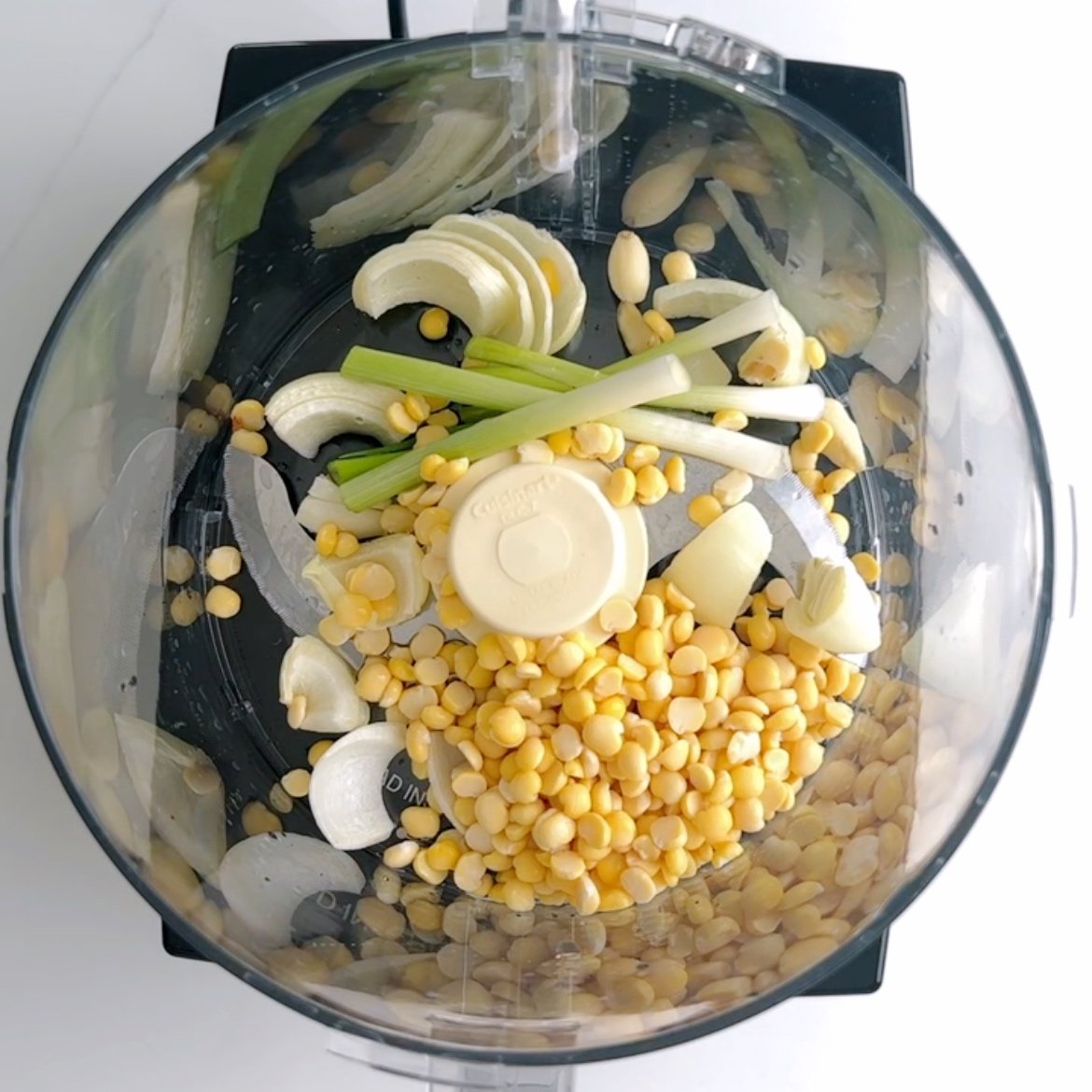 Gluten Free Guyanese Pholourie - Metemgee