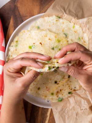 Cassava Roti (Cassava Tortilla) - Metemgee
