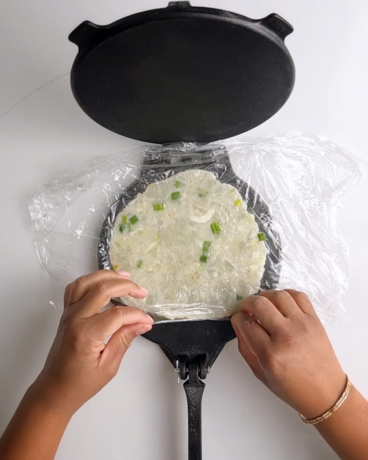 Cassava Roti (Cassava Tortilla) - Metemgee