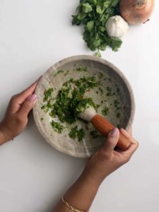 Easy Caribbean Green Seasoning - Metemgee